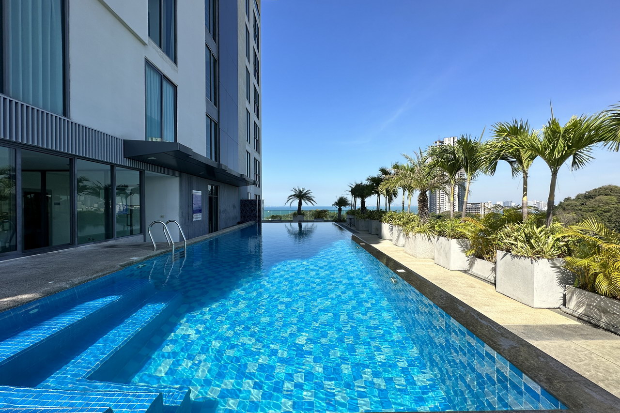 Pattaya Cosy Beach The Point Phratamnak Condo for Sale - Real Estate ...